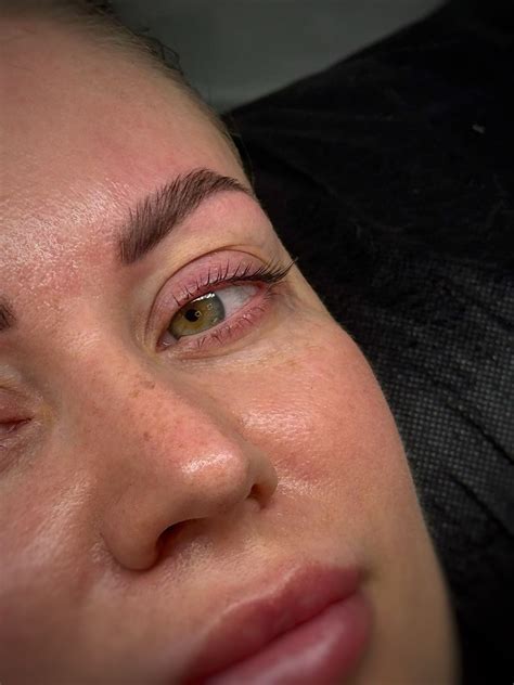 НАРОЩЕННЯ ВІЙ БРОВИ ЛАМІ КУРСИ СОФІЇВСЬКА БОРЩАГІВКА ламінування брів та вій