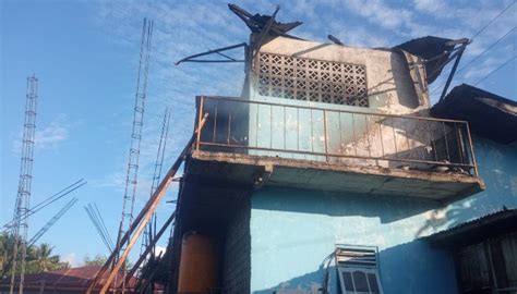 Rumah Warga Di Namangkewa Sikka Terbakar Diduga Akibat Korsleting