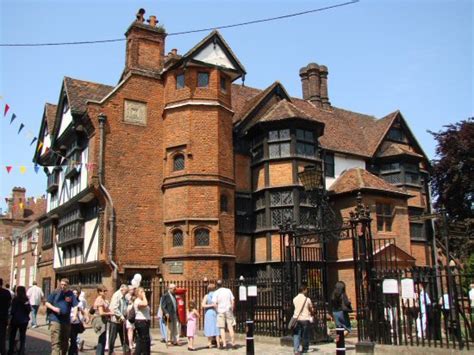 Eastgate House Rochester Featured In Charles Dickens The Pickwick