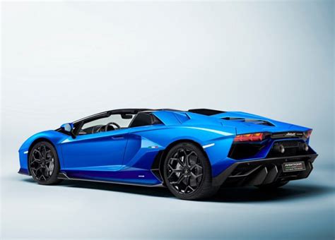 电牛杀到！新一代 Lamborghini Aventador 首次现身，采用 V12 赛车引擎 Hybrid 电机，马力 800hp