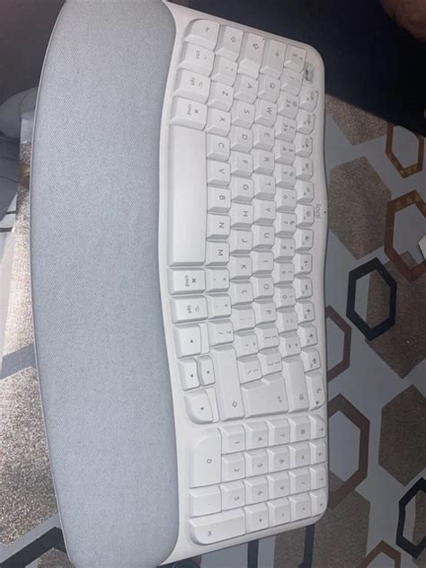 Logitech Wave Keys Wireless Ergonomic Keyboard For Business Graphite Uk £35 00 Picclick Uk