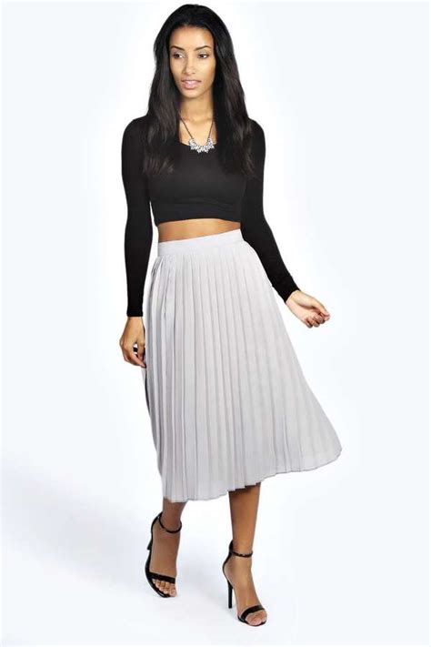 Boohoo Casey Pleated Midi Skirt Where To Buy And How To Wear