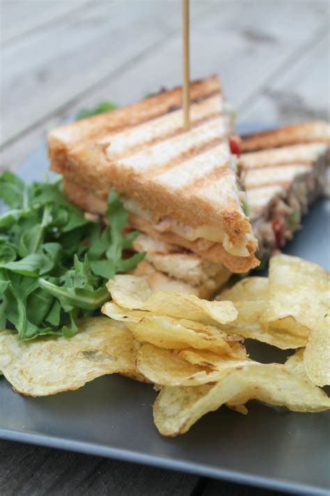 Delightful Tasting Cheesy Tuna Melt Sandwich Recipe