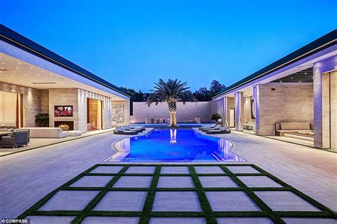 Travis Scott Pays 235mil In Cash For Sleek Postmodern Brentwood