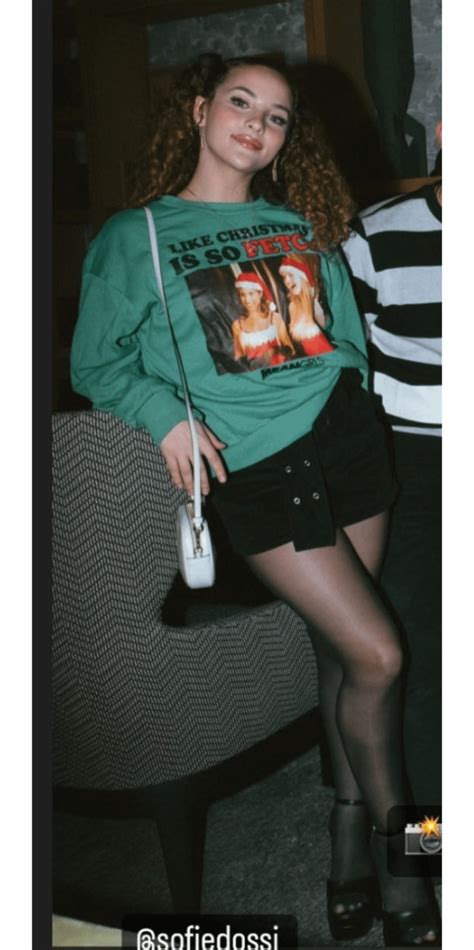 Sofie Dossi Rcelebsintights