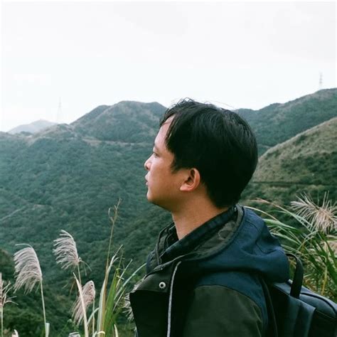 路 Lu Lu Wei 2758 On Threads