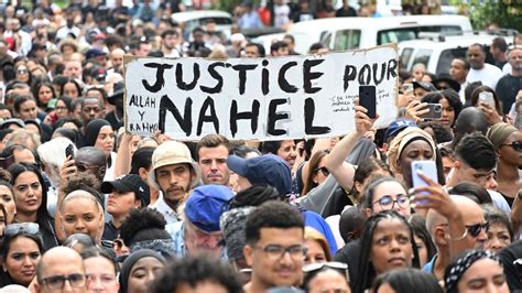 Nanterre F La Marche Blanche En Hommage à Nahel A Débuté Le Matin