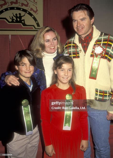 Actor Robert Urich Wife Heather Menzies Son Ryan Urich And Daughter News Photo Getty Images