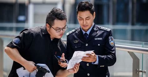 รวมรูปภาพของ ส่องความเท่ เหอเจียจิ้ง เจ้าของบท จั่นเจา ใน