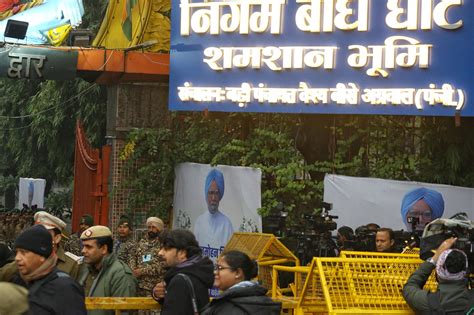 At Manmohan Singhs Last Rites Bjp In Limelight Congress Complains Of
