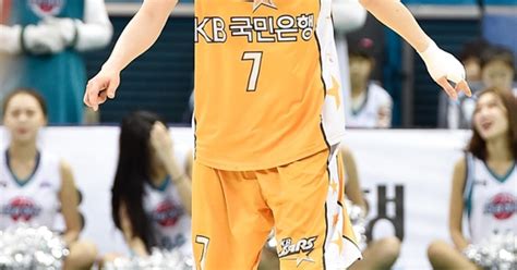 Wkbl Po 전초전kb국민은행 Keb하나은행에 승리