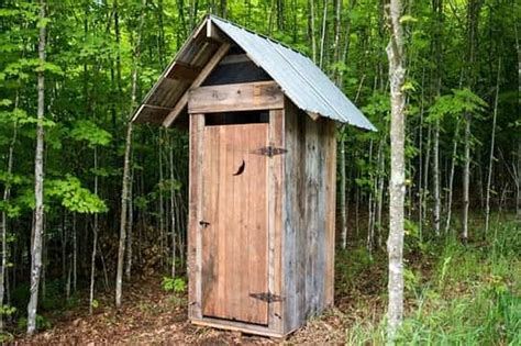 Do Yurts Have Bathrooms Outdoors Mecca
