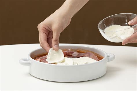모짜렐라 치즈 떡볶이 그라탕 쭉쭉 늘어나는 모짜렐라와 매콤 떡볶이의 찐조합