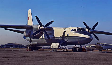 アエロフロート・ソビエト航空 Antonov An 26 Cccp 27205 名古屋飛行場 航空フォト By Ytodaさん 撮影