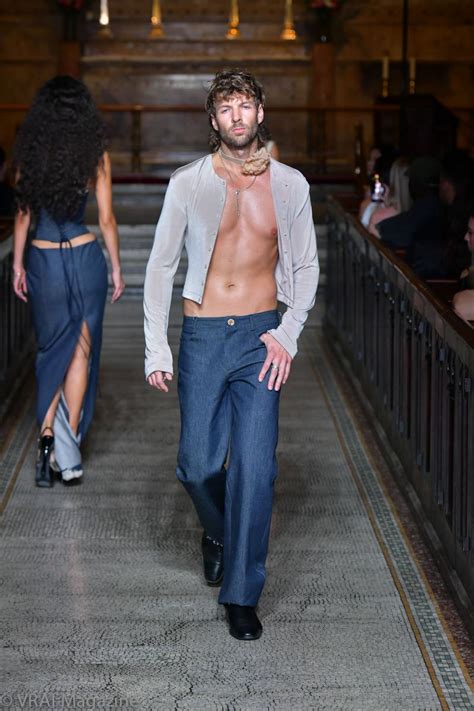 Transcendent Mirror Palais Ss23 At Nyfw Vrai Magazine