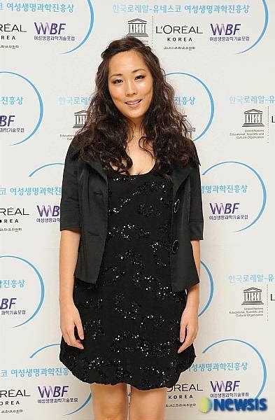 오랜만에 얼굴 보인 가수 제이