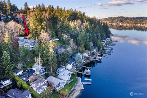 Home For Sale In Bellevue 1818 West Lake Sammamish Parkway NE