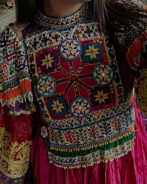 600 Afghan Ii Ideeën Om Nu Te Bewaren Afghaanse Jurken Afghanen