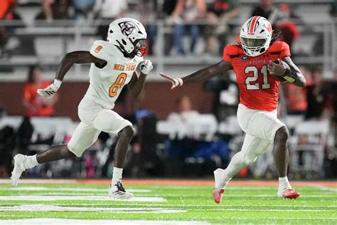 La Porte Football Celebrates New Stadium With Win Over Deer Park