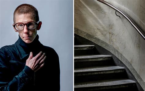 Stina Oscarson Ställs Inför Ett Dilemma Med En Hemlös Man