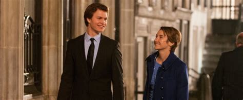 The Fault In Our Stars Emotional Moments Popsugar Entertainment