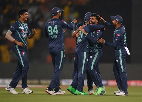 Ramiz Raja reaction on Pakistan team playing approach पकसतन टम क ऑसटरलय क तरह