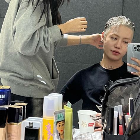 Bloo 블루 🌙 On Instagram Cute Texts For Him People Korean Artist