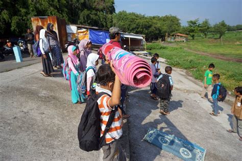 Outing Class Editorial Image Image Of Class Outing 63039840