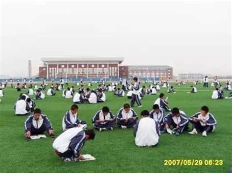 宁夏育才中学校服宁夏育才中学校服图片宁夏育才中学宿舍图片大山谷图库