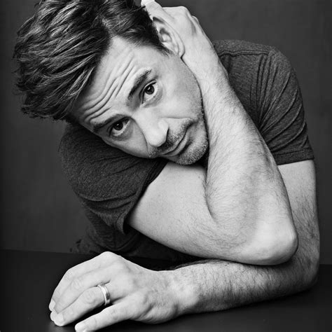 Film Updates On Twitter Robert Downey Jr Will Play A Retired Cop Opposite Robert Pattinsons