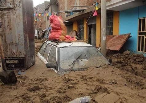 Perú emergencia inusitada por el paso del ciclón Yaku