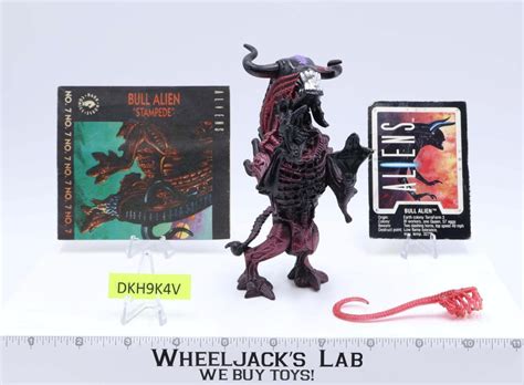 Bull Alien 100 Complete Xenomorph Aliens 1992 Kenner Action Figure