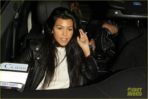 Photo Kim Kardashian Says Taylor Swifts Squad Texted Her After Kanye