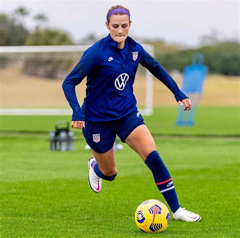 Defender Emily Fox Uswnt Training Camp January 2021 Brad Smithisi