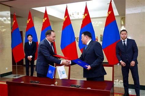 ТОП 100 АЖ АХУЙН НЭГЖИЙН ХӨРӨНГИЙН ЗАХ ЗЭЭЛ ДЭХ ОРОЛЦООГ ӨСГӨНӨ Mnews Mn