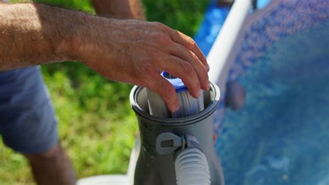 The Best Method For Cleaning Your Pool Filter