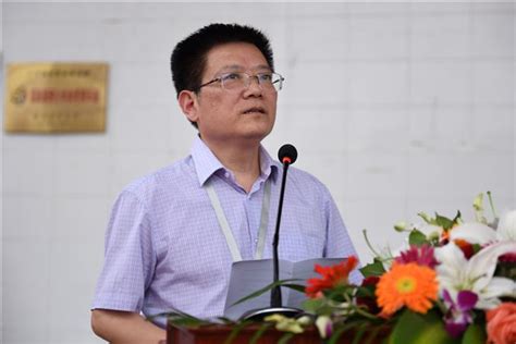 棠外初中部隆重举行2017 2018学年度开学典礼暨教师节表彰大会成都棠湖外国语学校