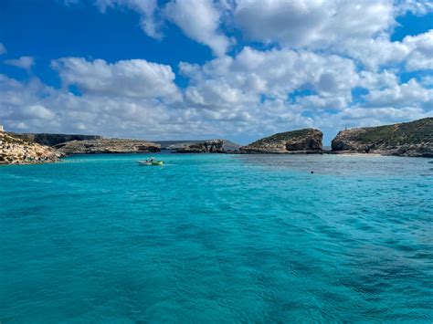 Еднодневен круиз в Малта Комино Синята лагуна и Гозо Bulgarian On The Road