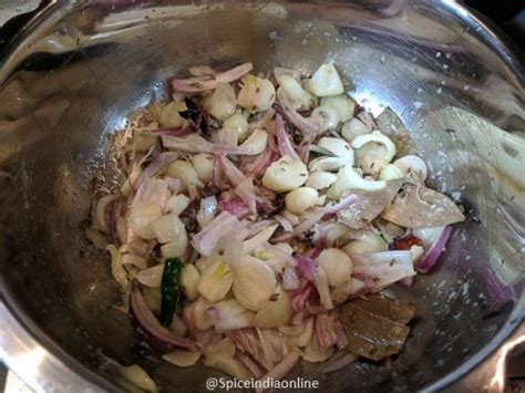 Vellai Chicken Biryani Kongu Vellai Chicken Biryani — Spiceindiaonline
