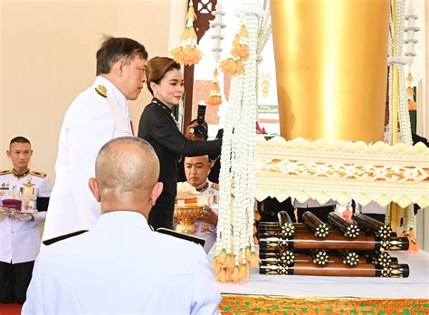 Royal World Thailand รอยัล เวิลด์ ประเทศไทย พระบาทสมเด็จพระบรมนาถนโรดม สีหมุนีแห่งกัมพูชา