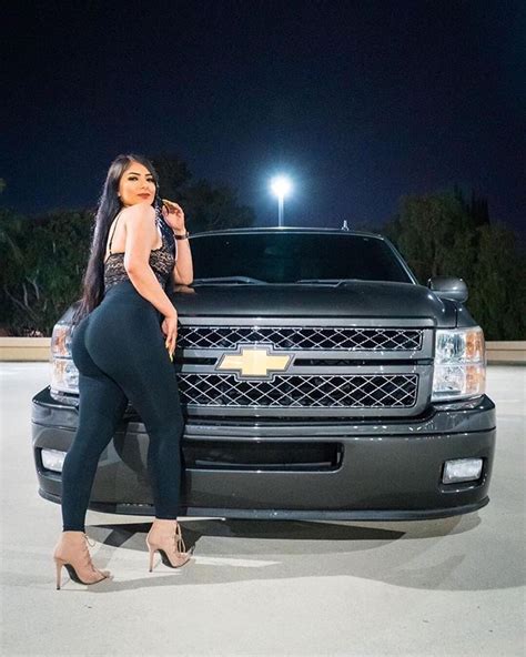 Hot Cars Trucks And Girls Car Girls Hot Body Women Pernas Sexy