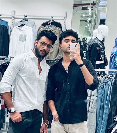 Samkit Jain Samkitj • Instagram Photos And Videos