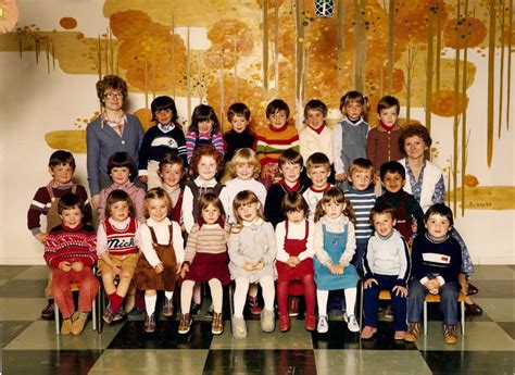 Photo De Classe Ecole Maternelle De 1981 école Maternelle Copains D