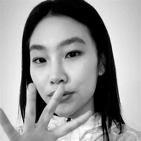 Hoyeon Hoyeonicons Icons Iq Hoyeon Jung Jung Hoyeon Hoyeoniq