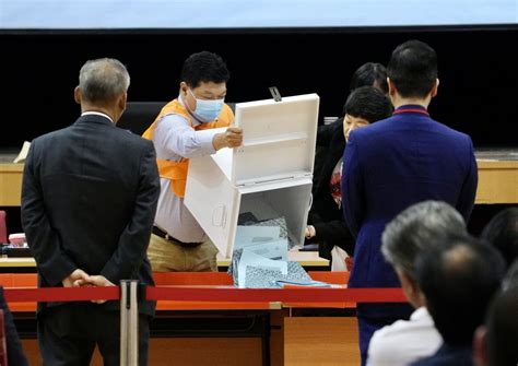 乡议局选举｜刘业强无竞争下连任乡议局主席 莫锦贵再败林奕权任副主席 星岛日报