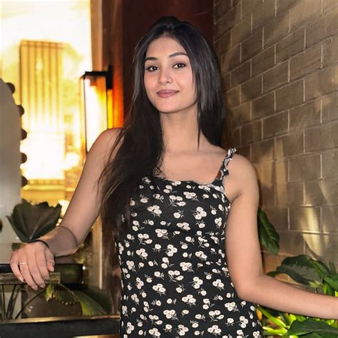 Aditi Tripathi🐣 ️ Start Getting Ready💅and See You Already Feel Better
