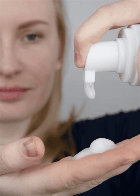Skin Feels Tight 8 Real Reasons Easy Remedies For Suffocating Skin