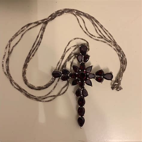 Sirlanka Jewelry Sirlanka Sterling Silver 925 Pyrope Garnet Cross