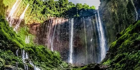 Air Terjun Tumpak Sewu Keindahan Air Terjun Yang Mempesona