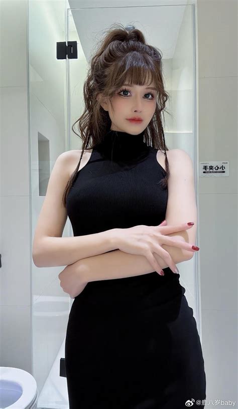快来下载鹿八岁作品，尽享精美cos美图 瑟涩枕